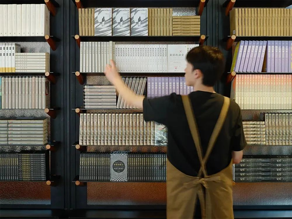 Aesop伊索在上海东平路店举行“女性文学图书馆”活动_舆情报告_梅花数据mohodata